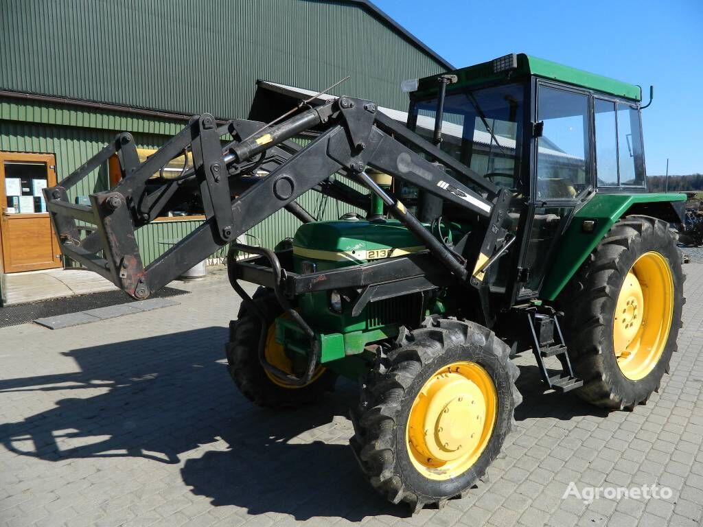 John Deere 2130 traktor točkaš