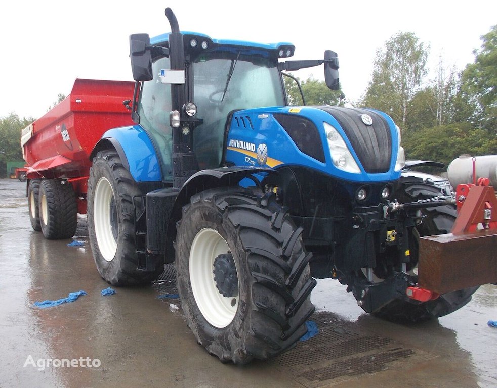 New Holland T7.270 AC traktor točkaš