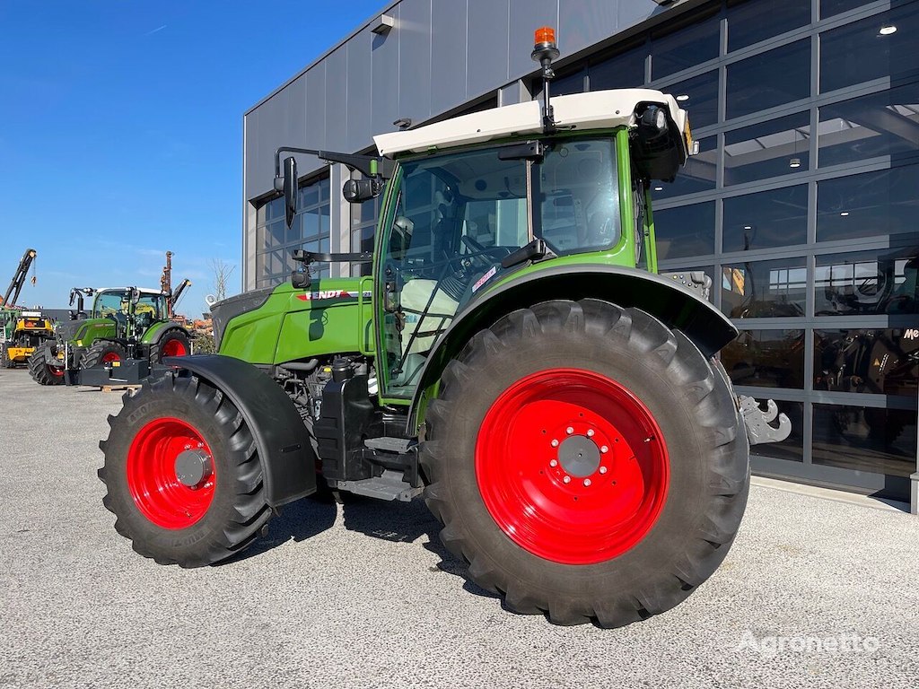 Fendt 211s Vario Profi + met RTK/GPS traktor točkaš