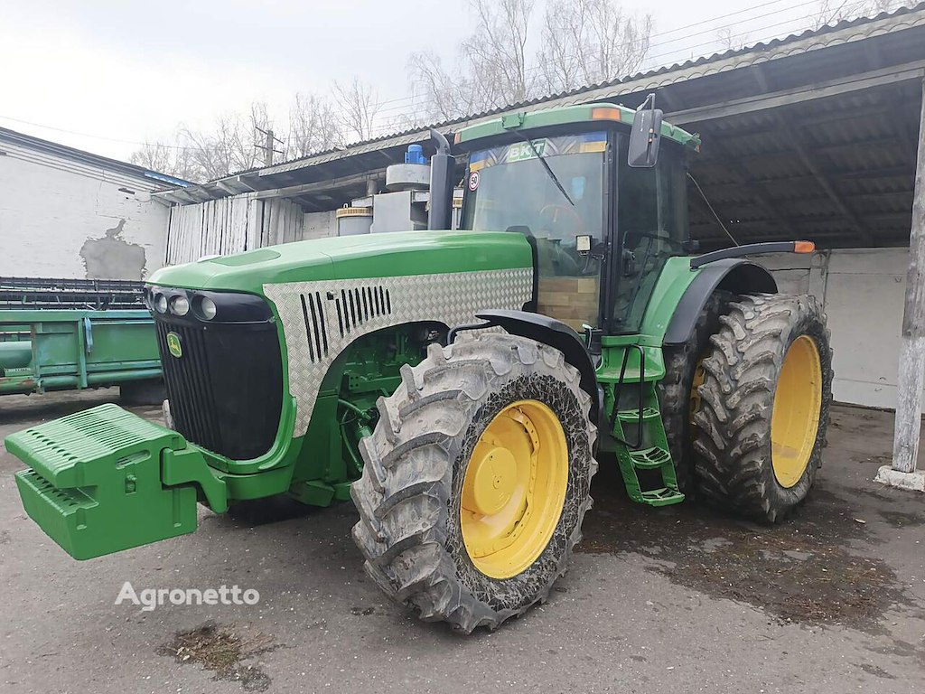 John Deere 8520 traktor točkaš