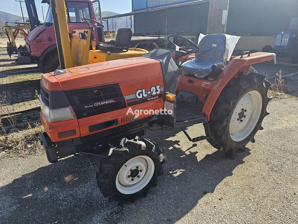 Kubota GL23 mini traktor