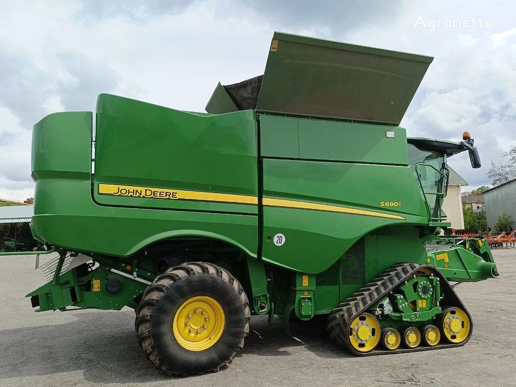 John Deere S690i ProDrive kombajn za žito