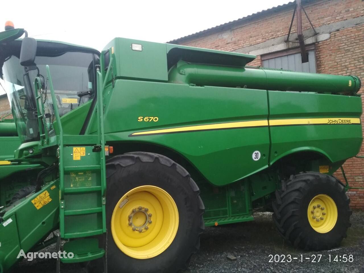 John Deere S670 kombajn za žito