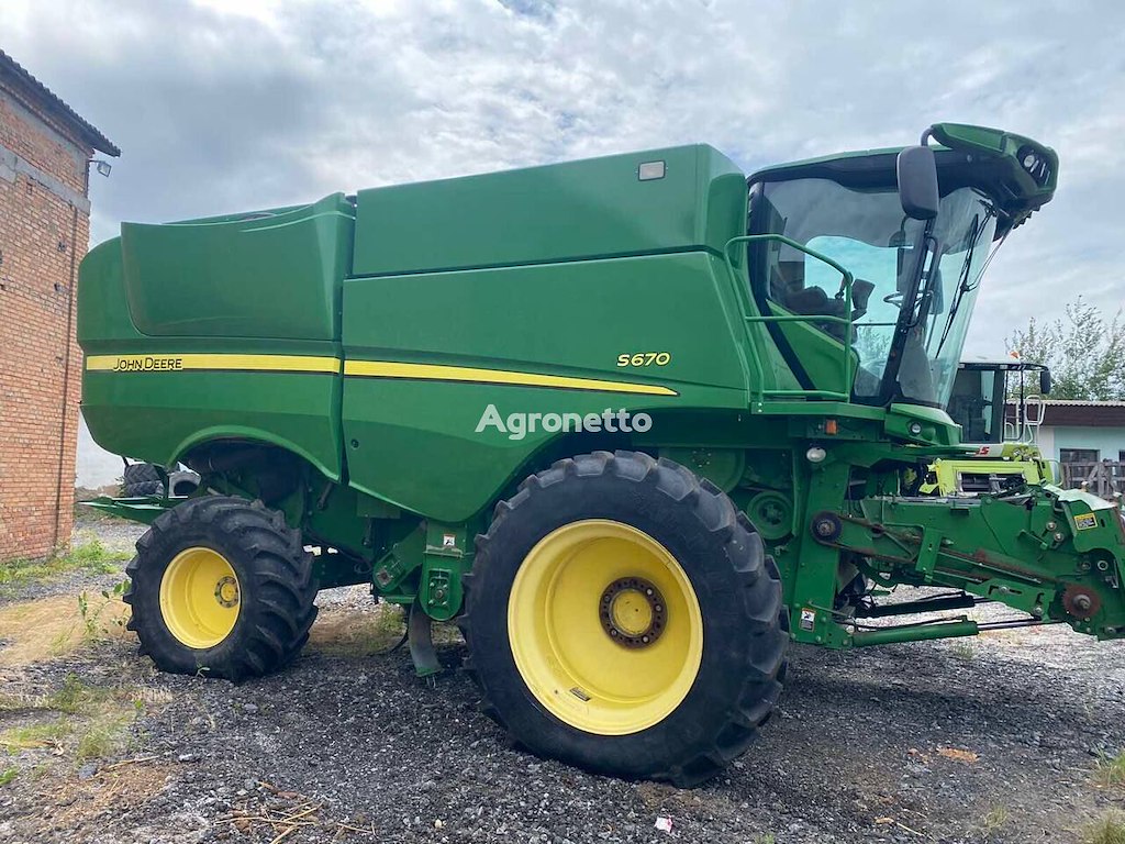 John Deere S 670 kombajn za žito