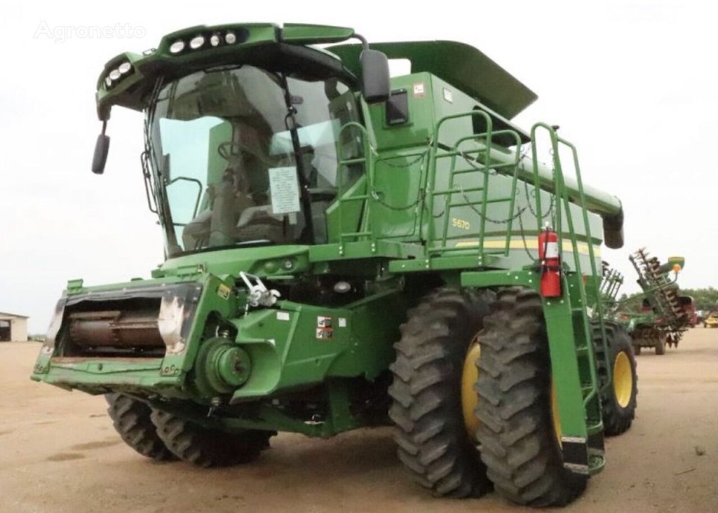 John Deere S670 kombajn za žito