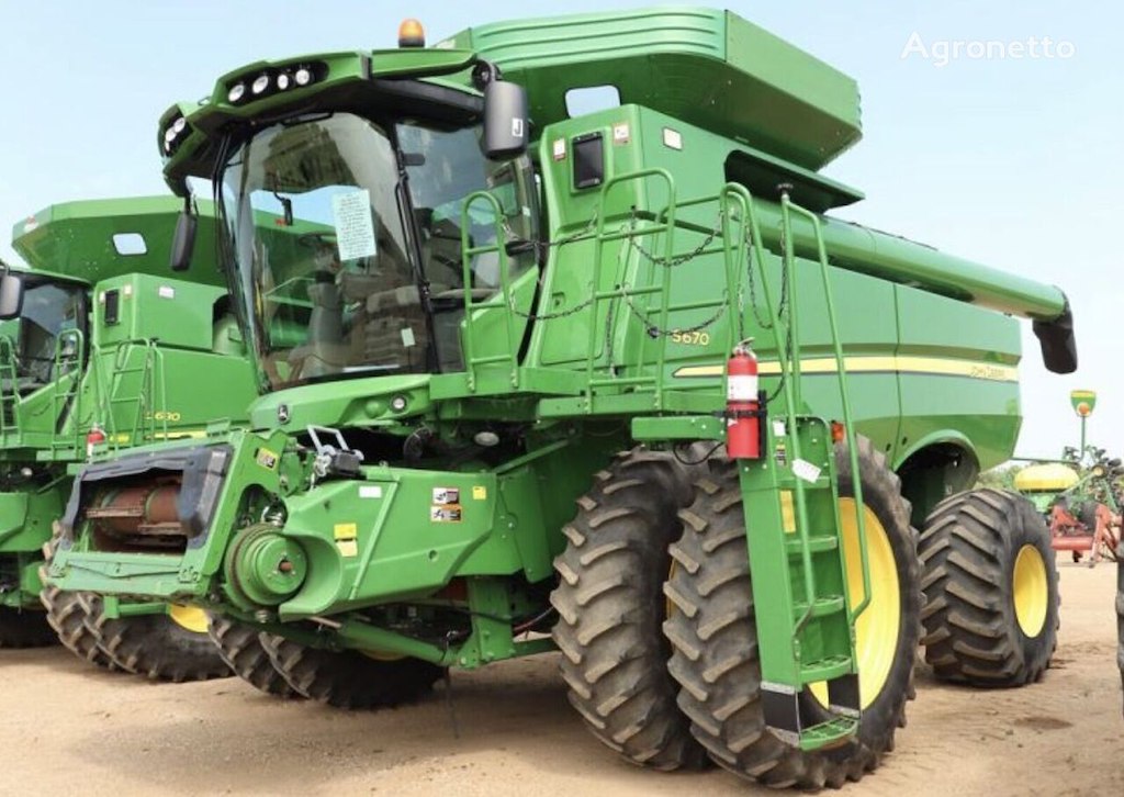 John Deere S670 kombajn za žito