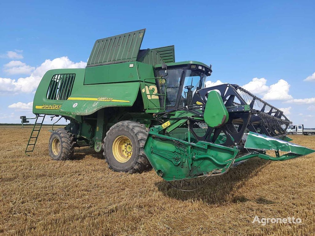 John Deere 9880 STS kombajn za žito