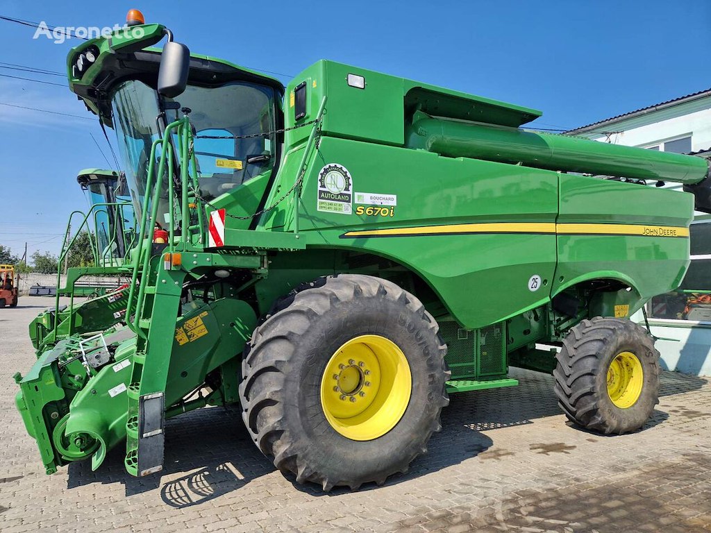 John Deere S670i kombajn za žito