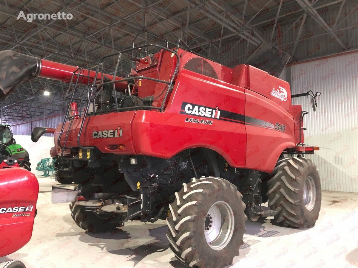 Case IH 5140 kombajn za žito