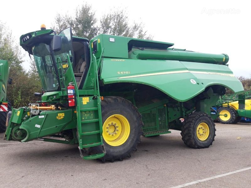 John Deere S670 kombajn za žito