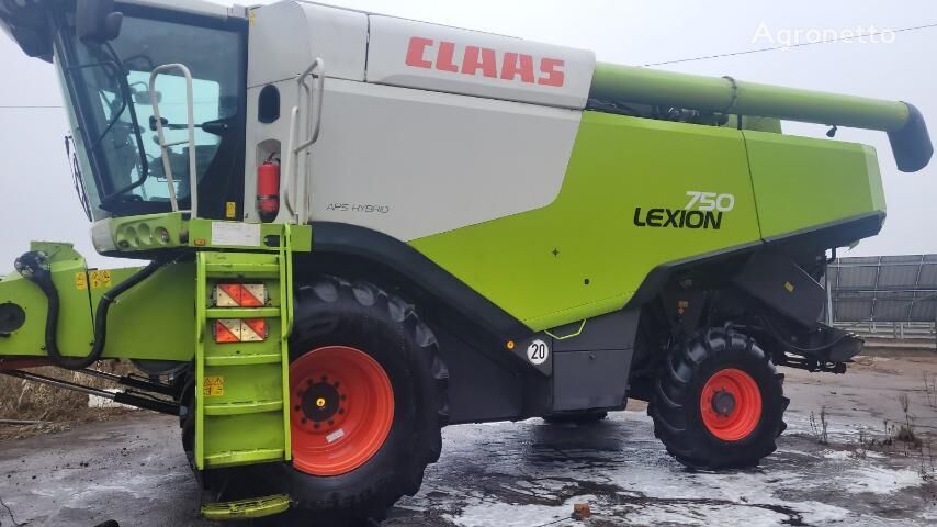 Claas Lexion 750 kombajn za žito