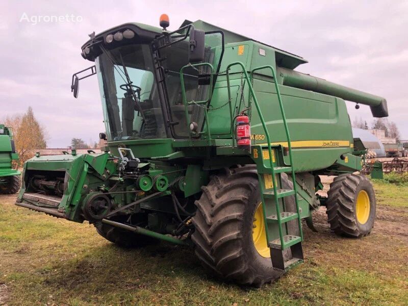 John Deere W 650 kombajn za žito