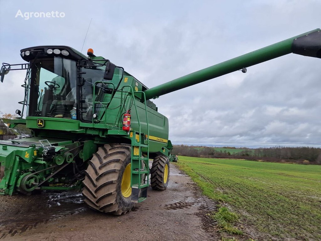 John Deere W650 kombajn za žito