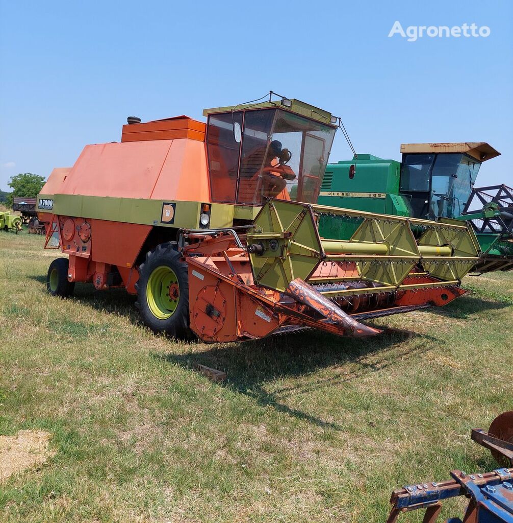 Dronningborg D7000 HYDROSTATIC kombajn za žito