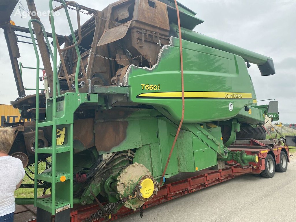 John Deere T660 kombajn za žito po rezervnim delovima