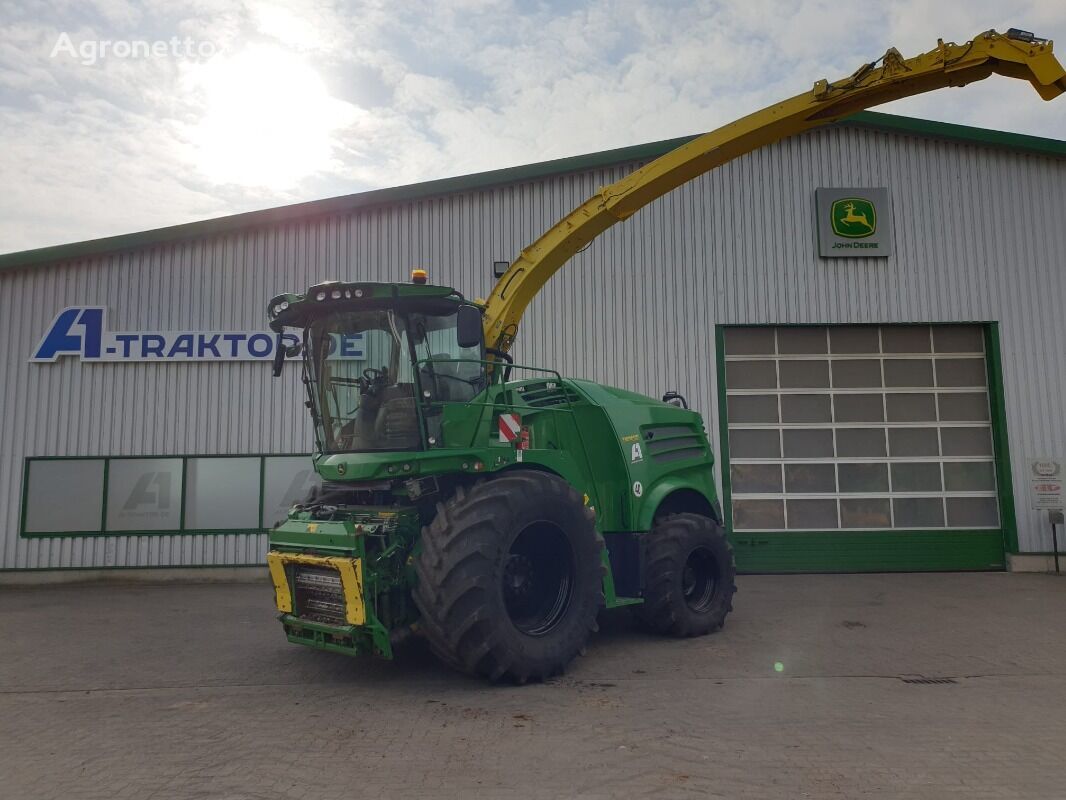 John Deere 8600 krmni kombajn