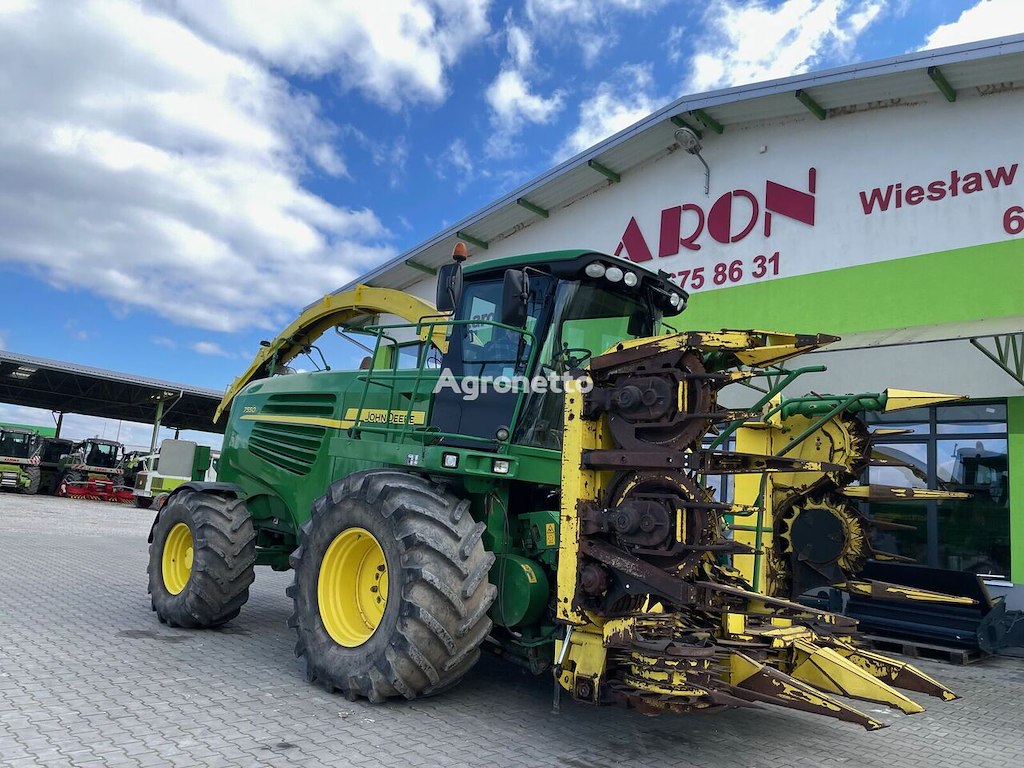 John Deere 7550 krmni kombajn