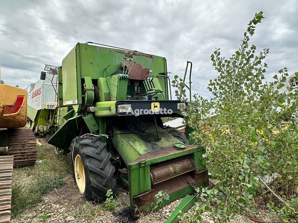 John Deere 952 FOR PARTS kombajn za kukuruz