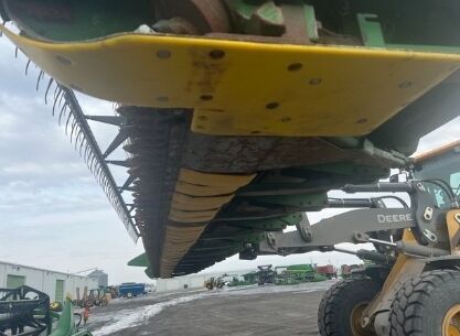 John Deere 630F HydraFlex adapter za žito