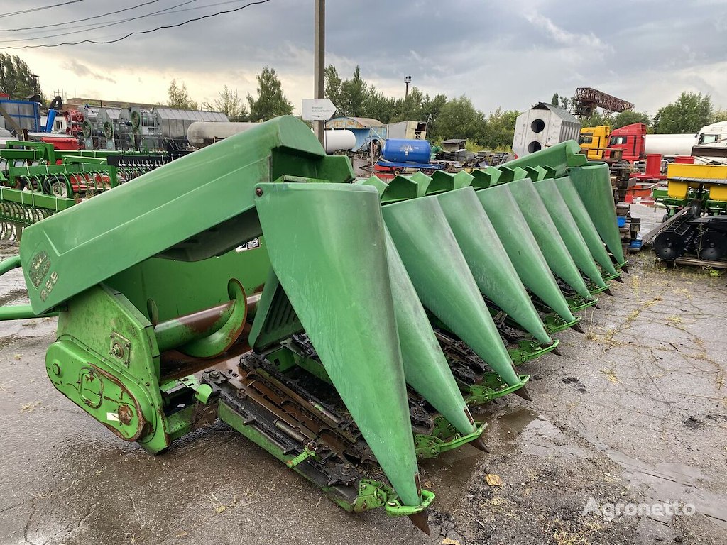 John Deere 893 žetelica za kukuruz