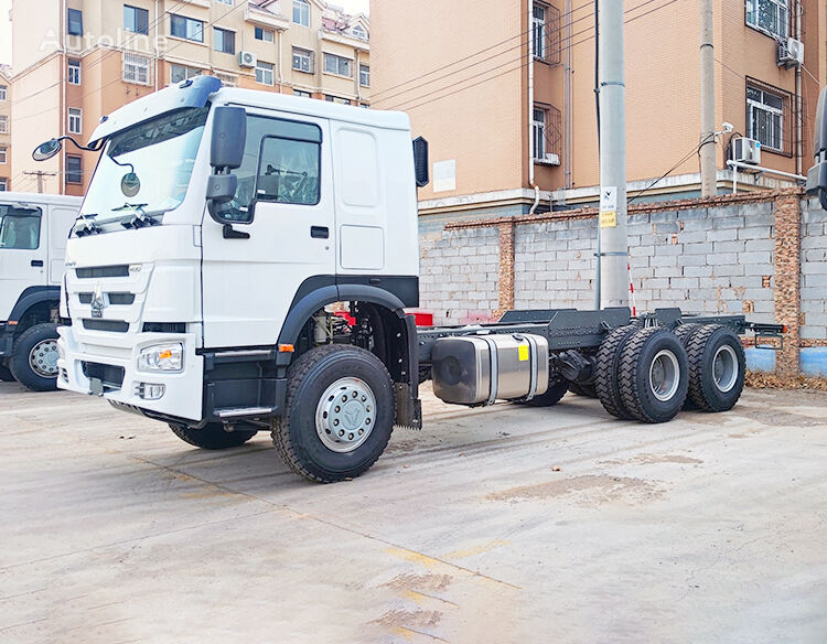 Novi Sinotruk Howo 6X4 Cargo Truck Chassis 400 hp kamion šasija