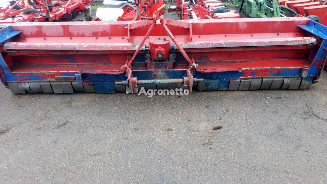 Kuhn RM 400 traktorski malčer