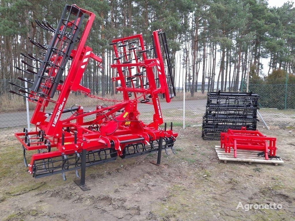 Nova Agro-Factory Teeltunit, cultivator, breedte 6 meter. / Művelőegység mašina za pripremu setve