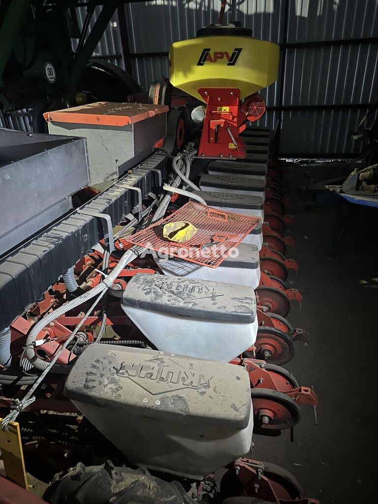 Kuhn Planter 2 pneumatska precizna sejalica