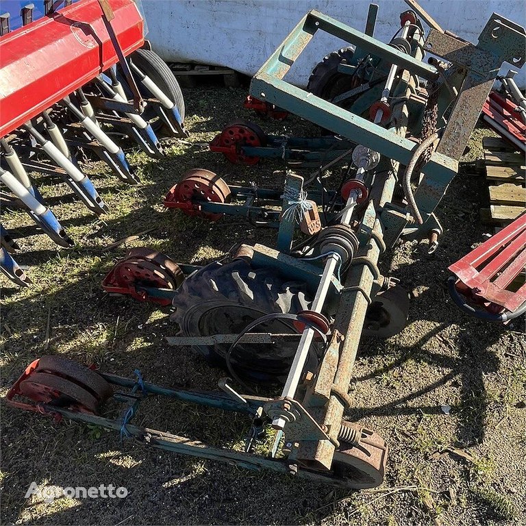 Prodaje se Stanhay Speed seeding drill mehaničku sejalicu na aukciji