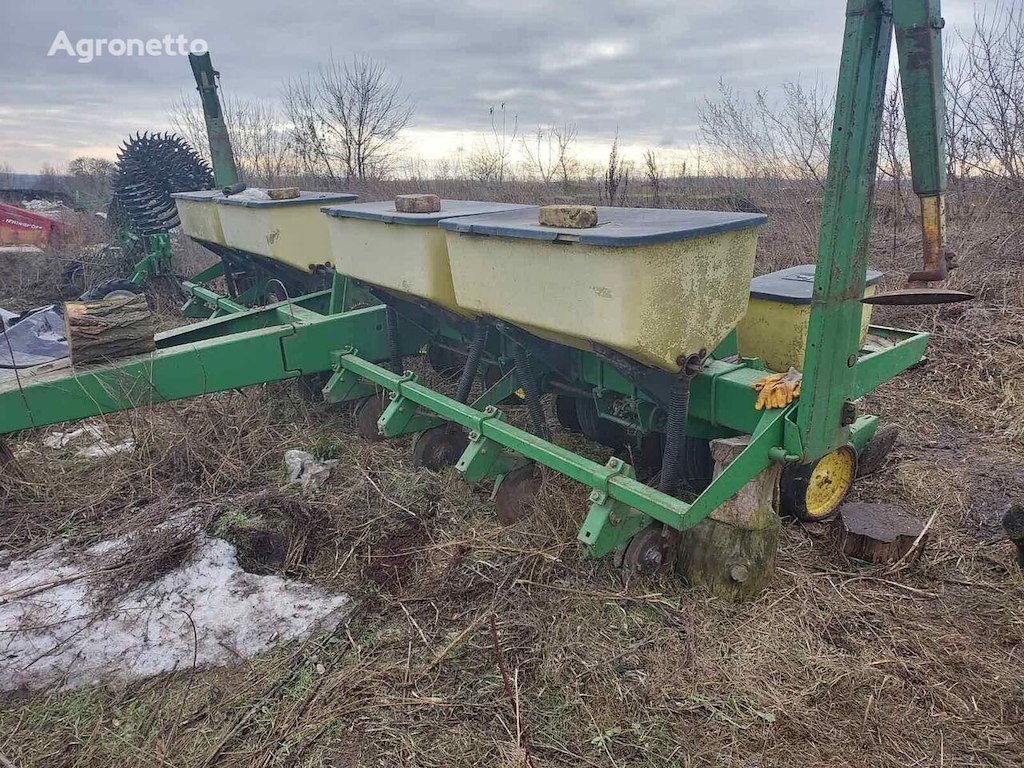 John Deere 7000 mehanička precizna sejalica