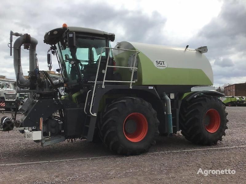 Claas XERION 3800 SADDLE TRAC samohodna prskalica