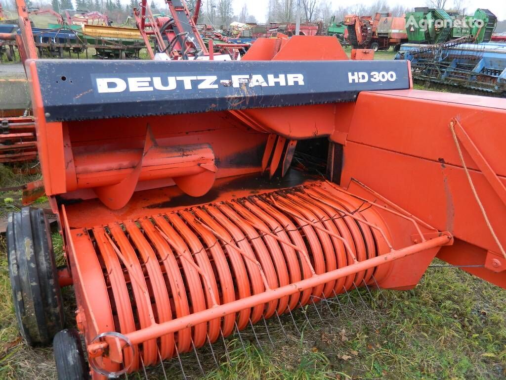 Deutz-Fahr HD300 balirka za četvrtaste bale