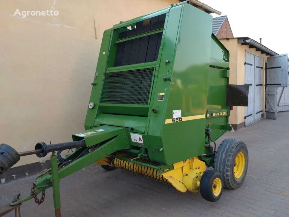 John Deere 550 balirka za okrugle bale