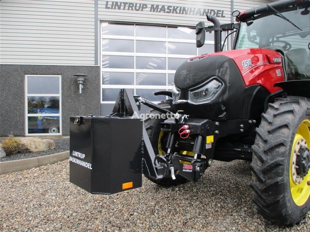 A ramme med vægt box, virker både som frontvægt og værktøjskasse protivteža traktora