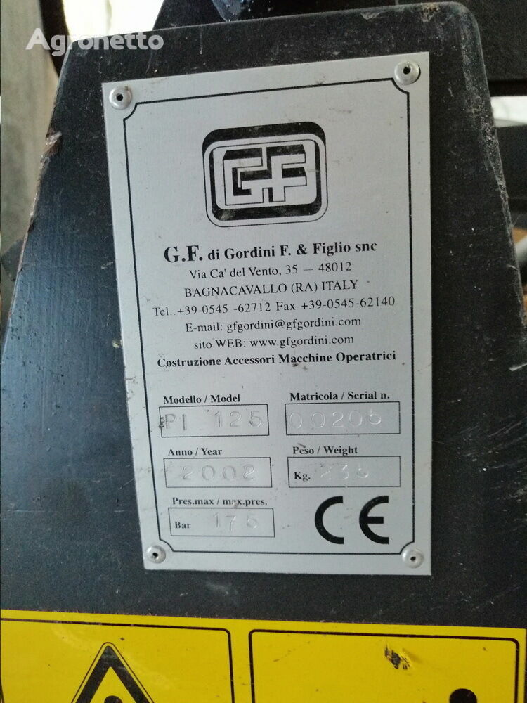 GF PI125 kašika za silos