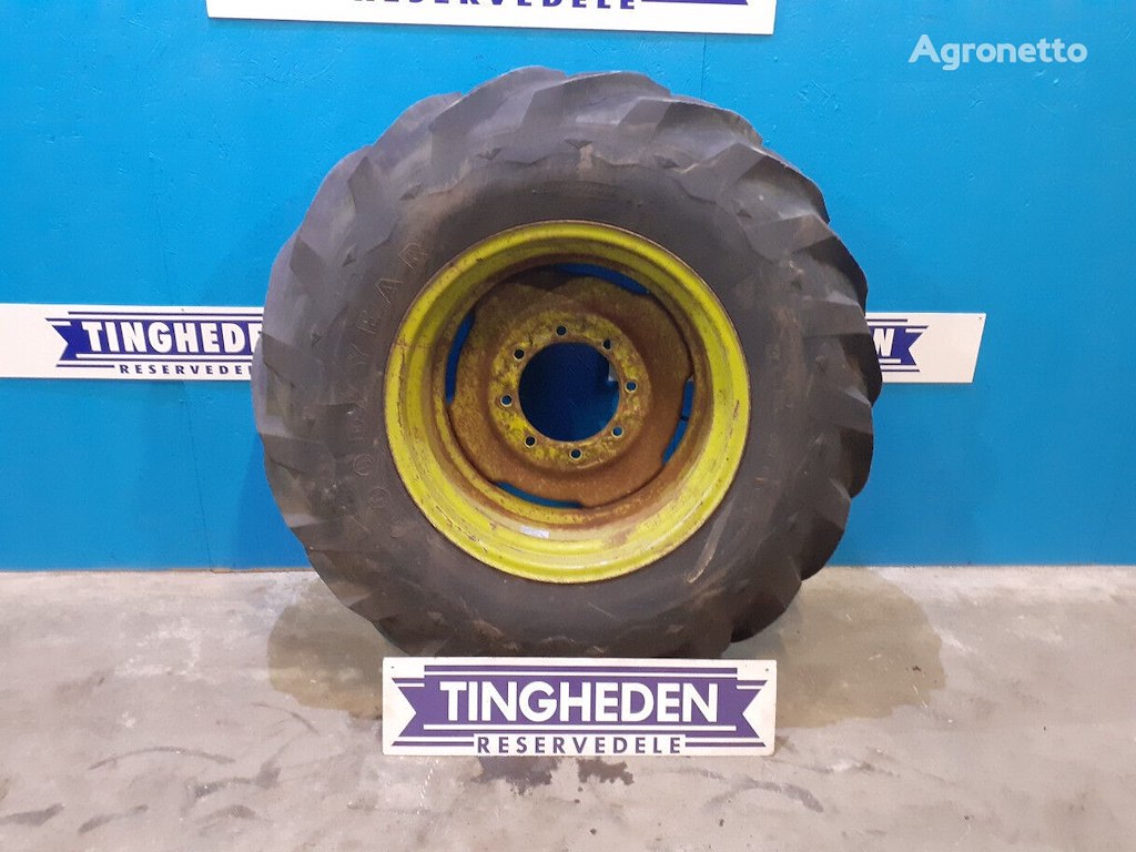 Goodyear 26" 16.9/14-26 točak