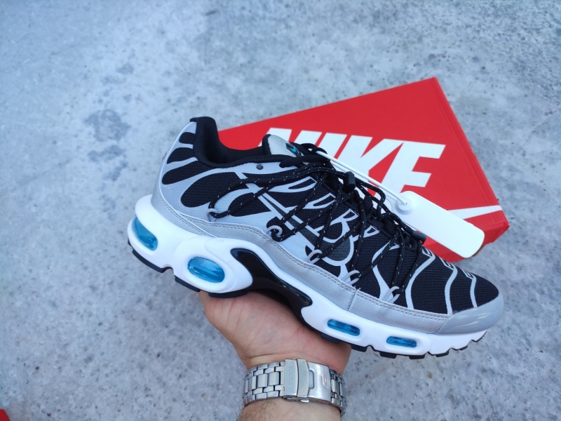 Nike Air Max Plus TN Lace Toogle