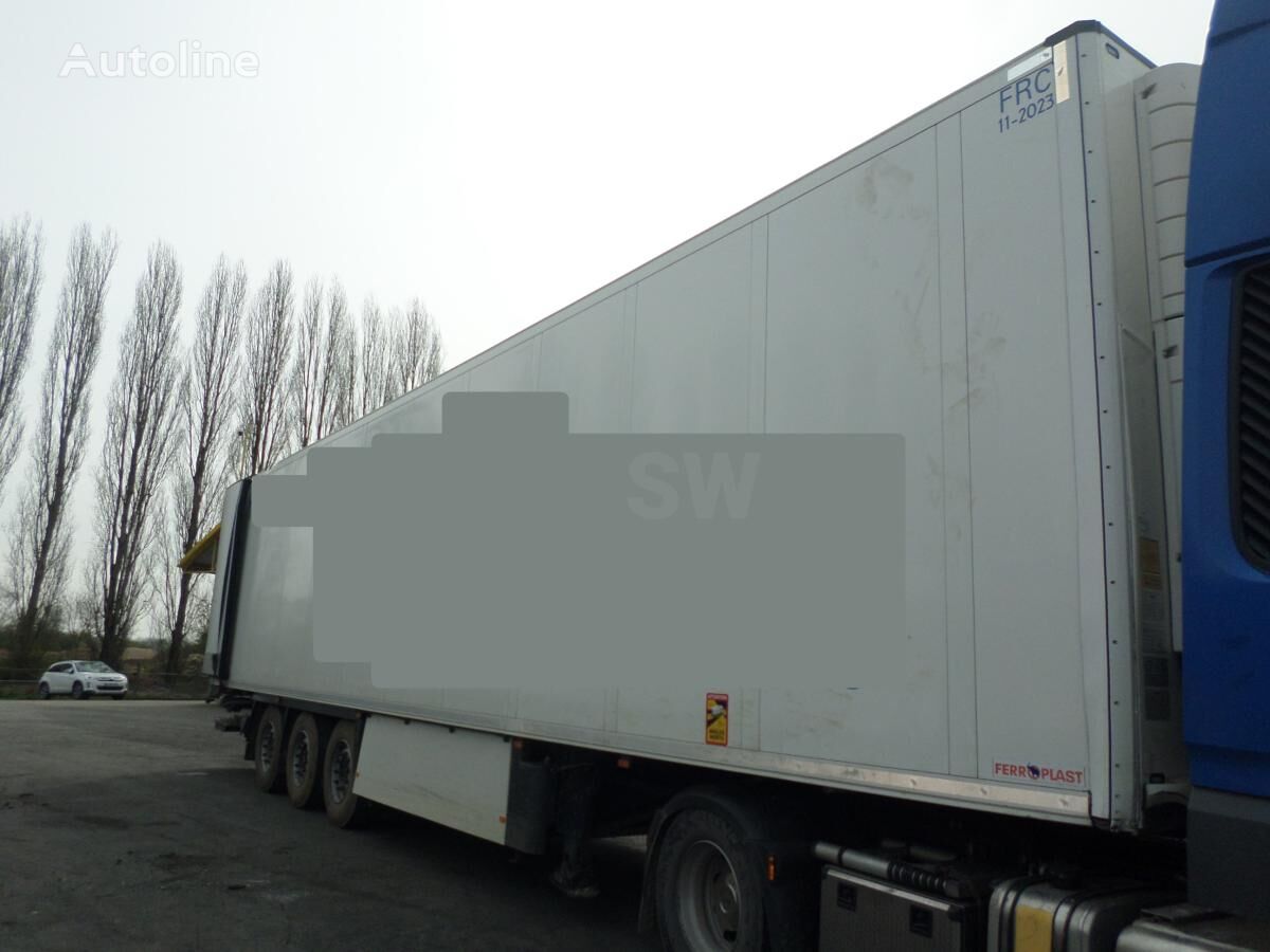 Schmitz Cargobull 040SCBSM012W316/0000 poluprikolica hladnjača nakon udesa