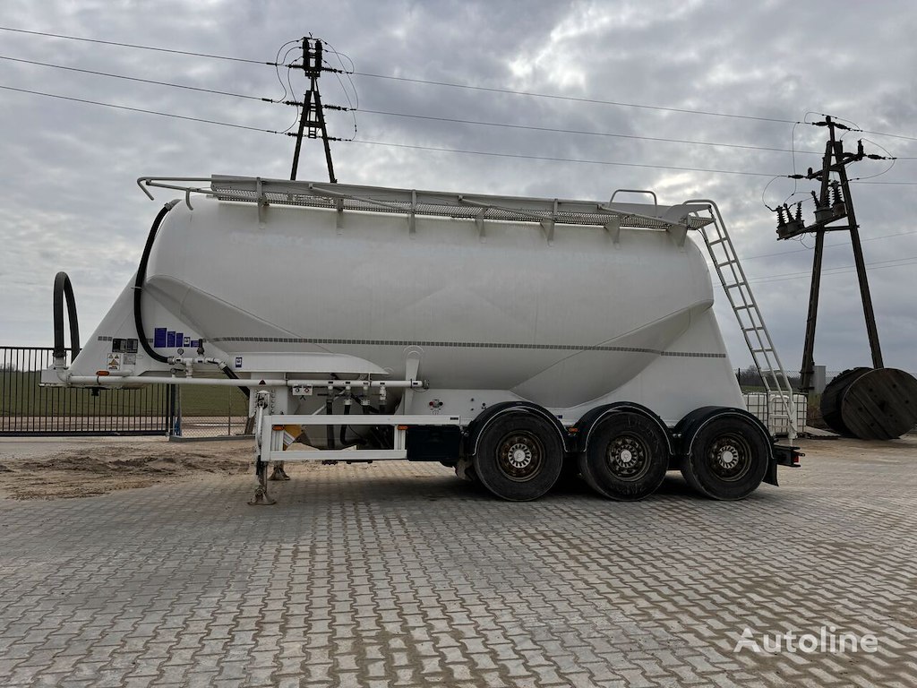 Stokota NCJ32/L cisterna za prevoz cementa