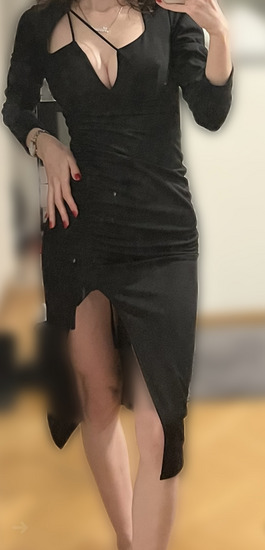 Elegantna crna midi haljina