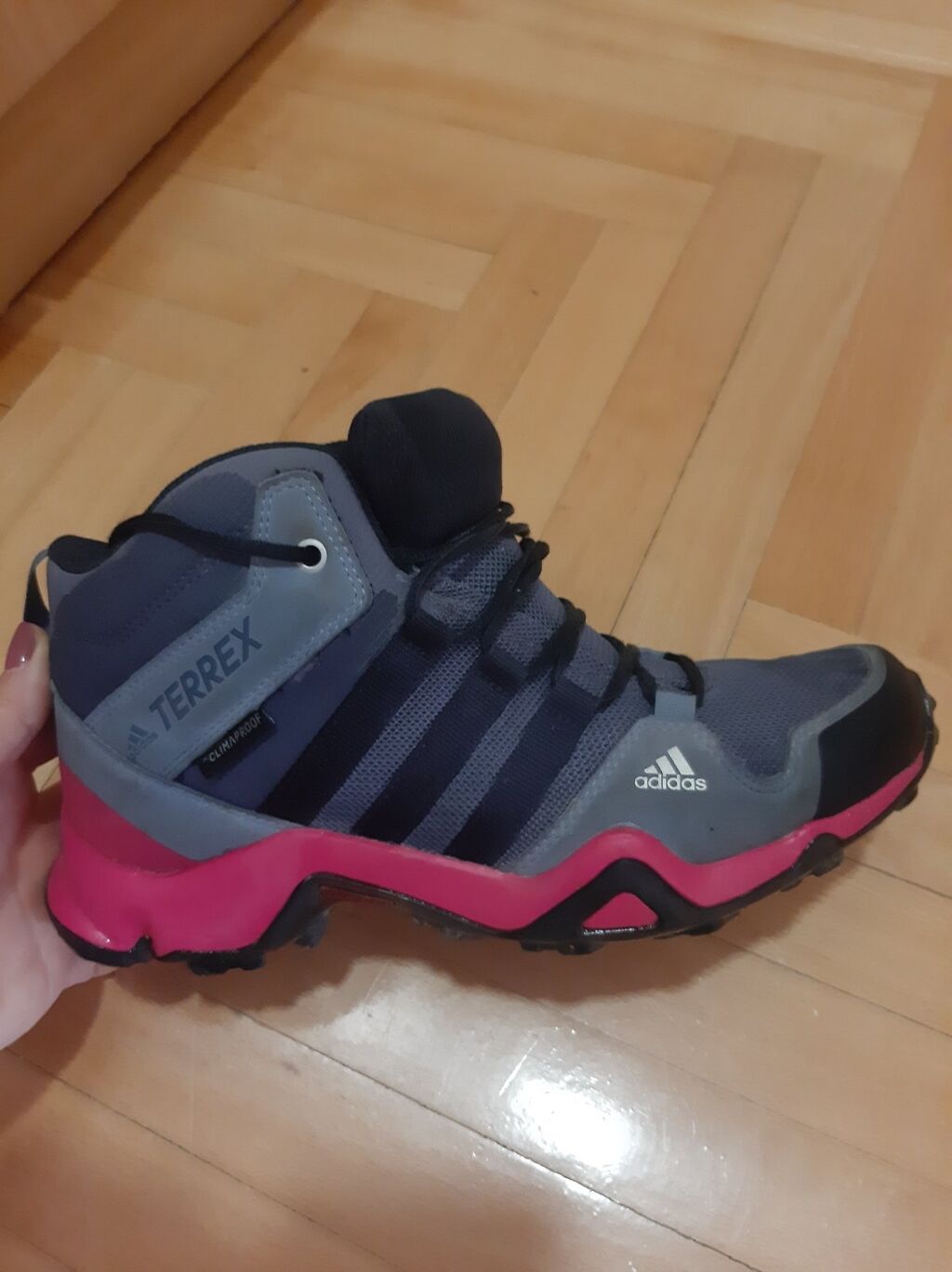 Čizme, Adidas