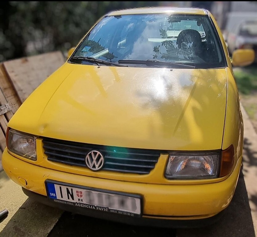 Volkswagen Polo: 1.7 l | 1999 г. Hečbek
