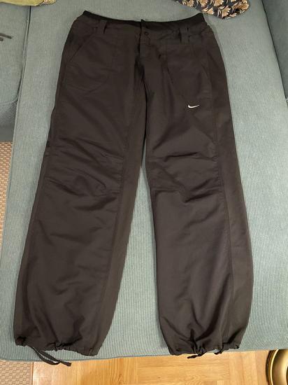 Nike zenske dri fit pantalone M