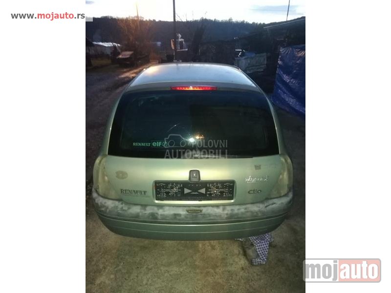 Zadnji branik za Renault Clio