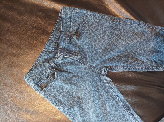 Farmerke sa texturom