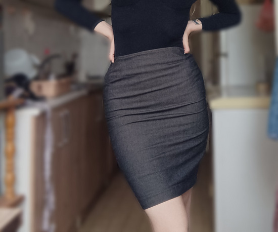Pencil skirt