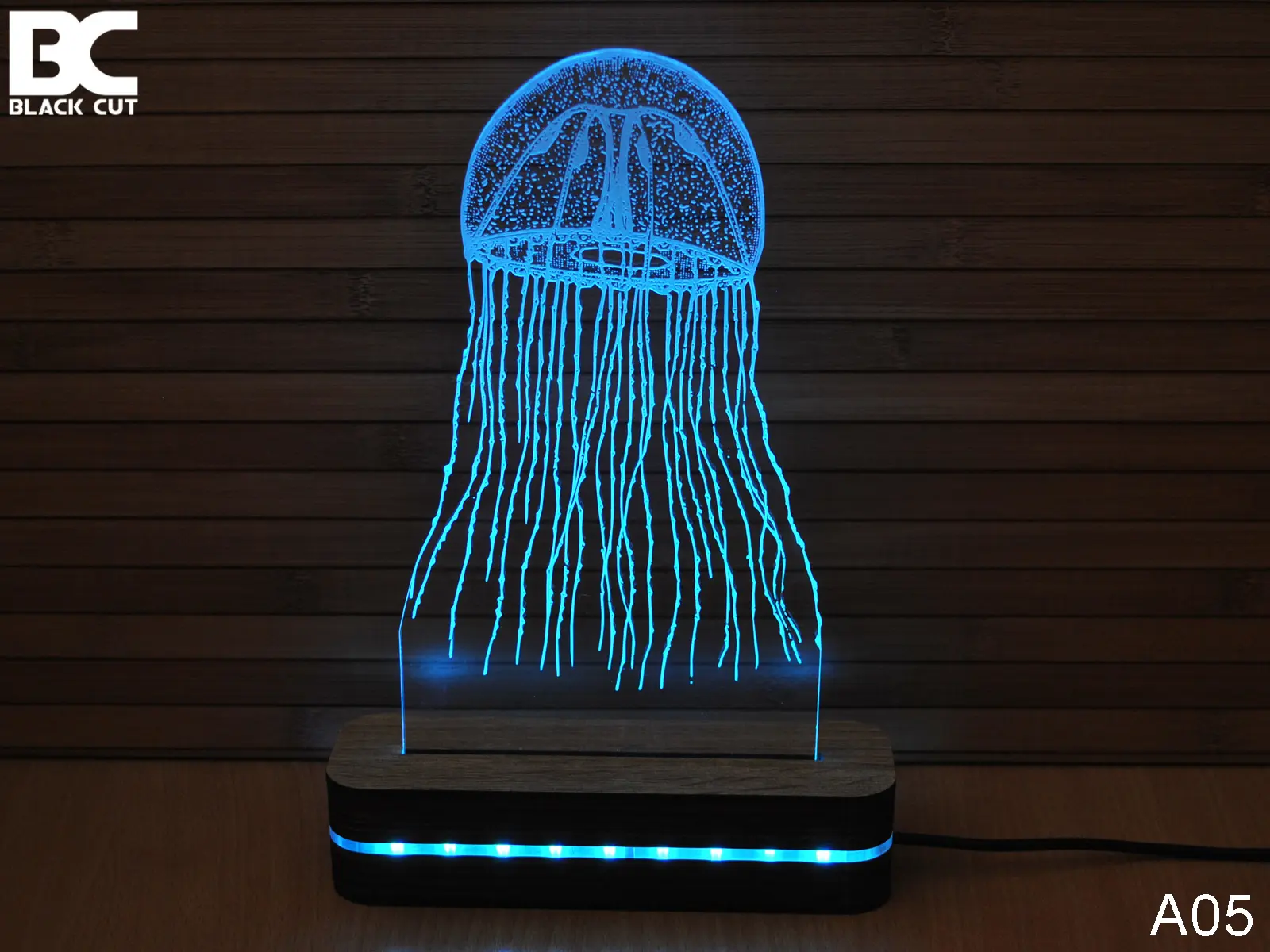 Black Cut 3D Lampa Meduza, Svetloplava