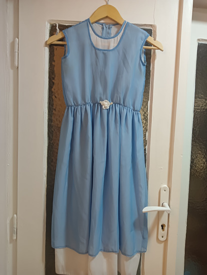 Plava haljinica sa cvetićem