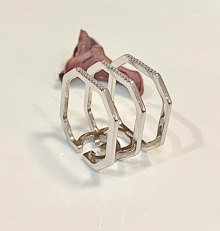 Srebrni prsten sa mikrocirkonima "Greta" P175