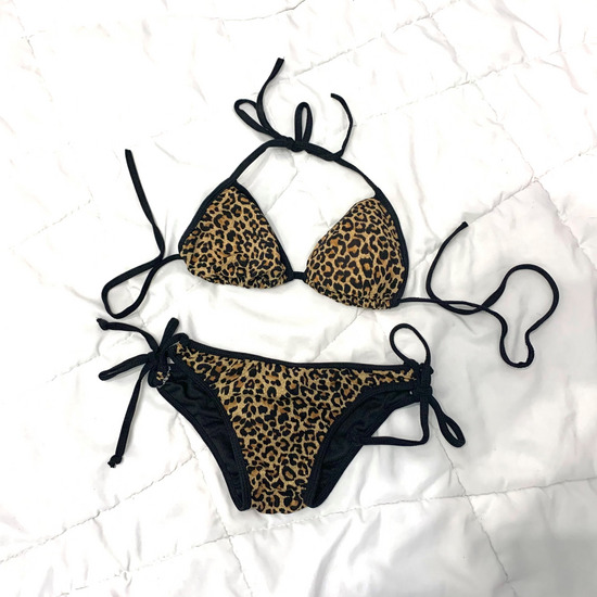 574. Leopard print bikini kupaci na vezivanje